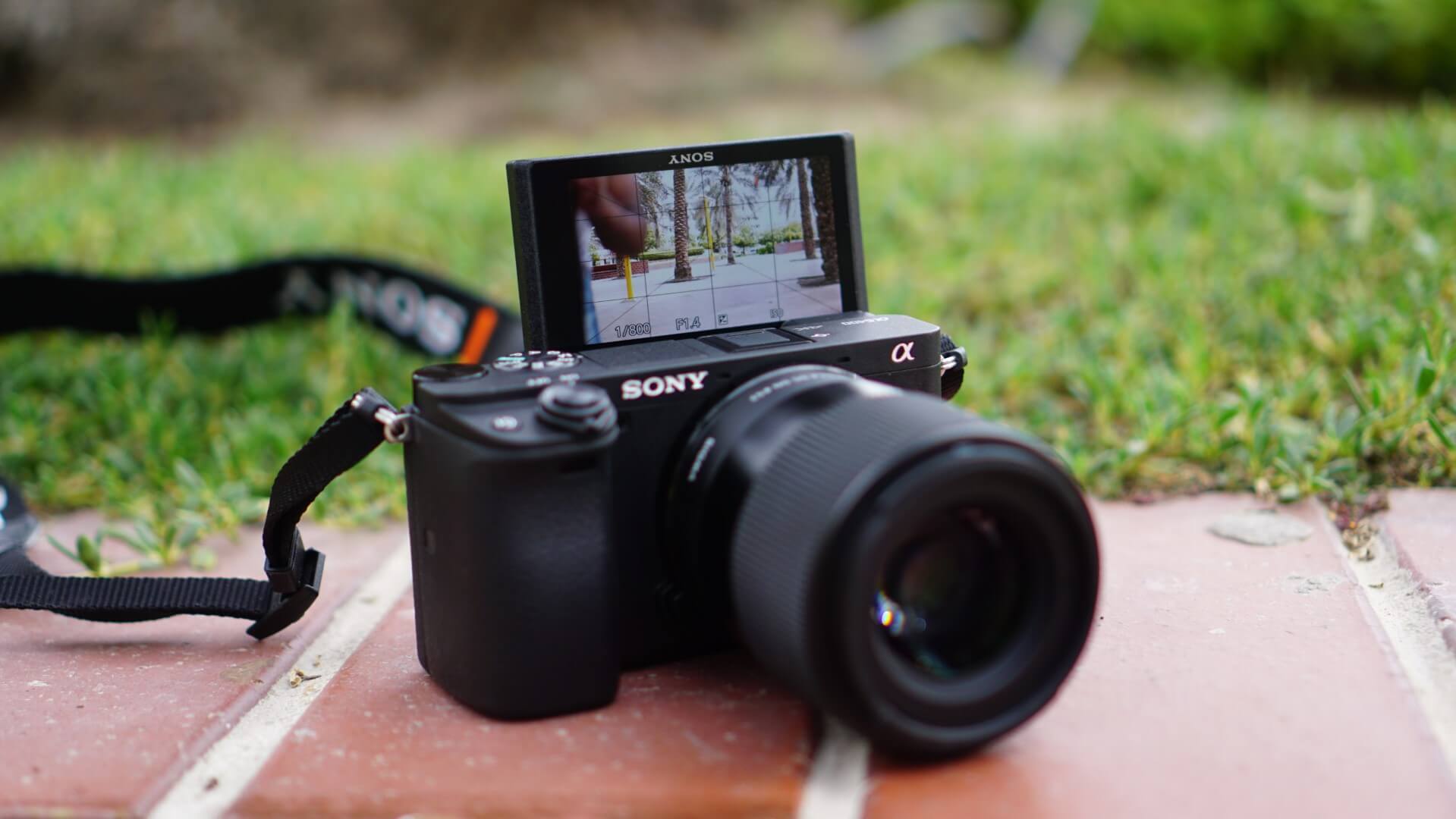 Sony A6400 Review: An Affordable APS-C Mirrorless Camera | Wowdecor.ae