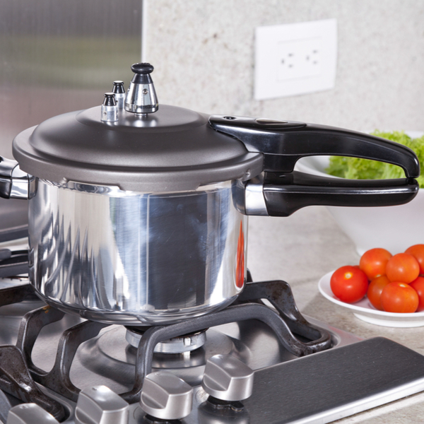 Tips to buy the best pressure cookers to cook perfect meals quickly ...