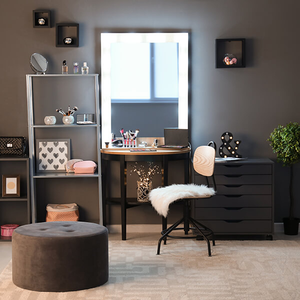 How to design the perfect Make-up vanity at home | Wowdecor.ae